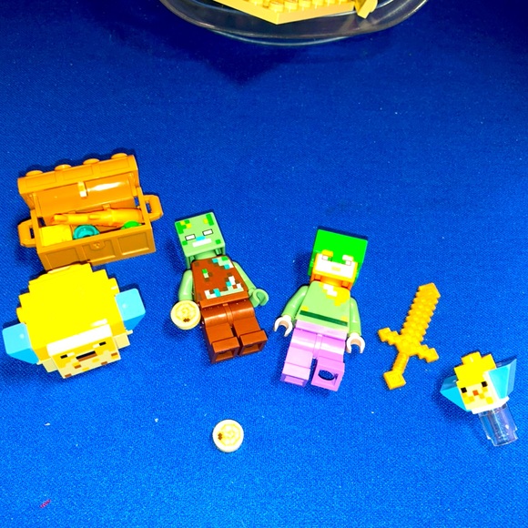 Lego | Toys | Lego Minecraft Puffer Fish Alex Zombie Minifigures Chest ...